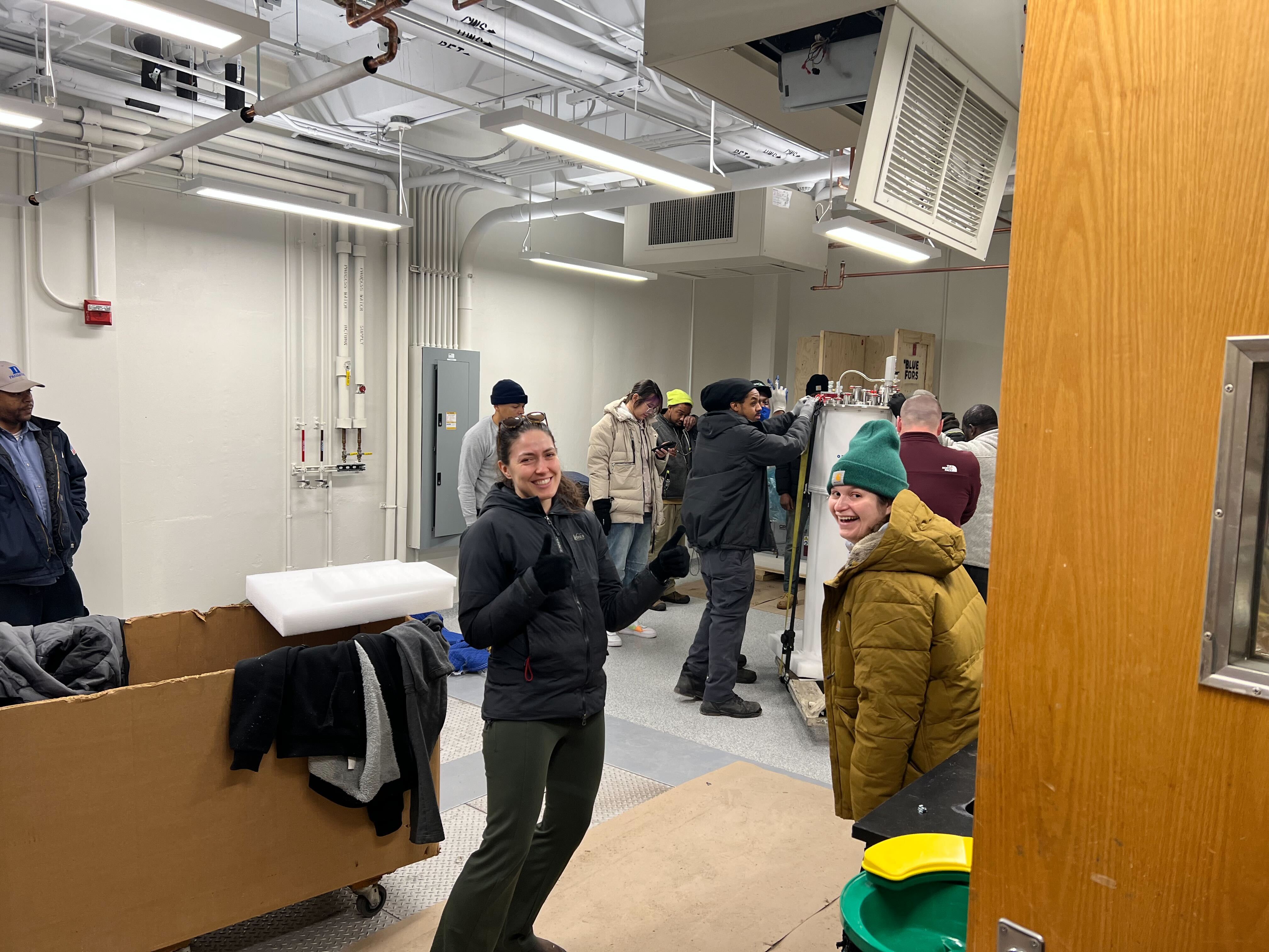 Dilution refrigerator arrives at the new Vavagiakis lab | Duke ...